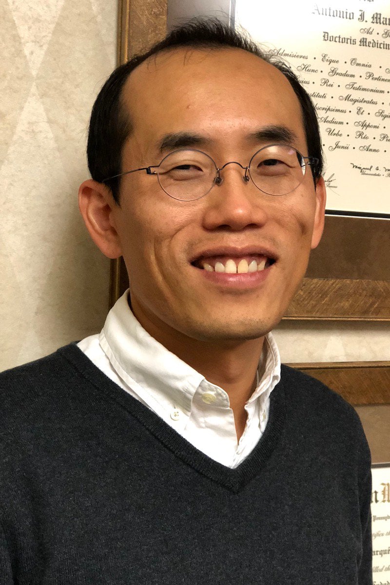 Endodontist Dr. Jong Ryul Kim